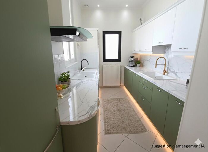 Maison à vendre - Varennes-sur-Allier - 8 pièces - 5 chambres