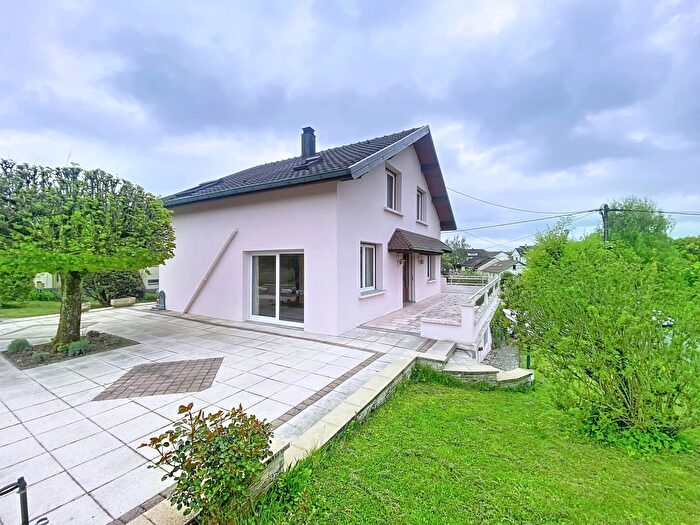 Maison 7 pièces à Arbouans, à vendre