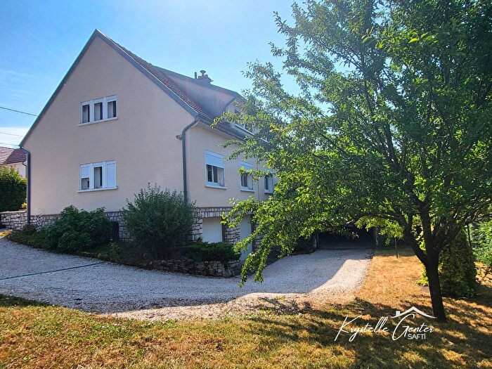 Dole, Rochebelle, Landon, Petit-Fort : Maison 7 pièces à vendre