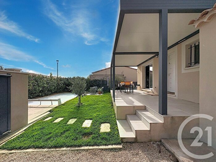 Maison à vendre - Arles, Pont de Crau, Moulès - 5 pièces - 3 chambres