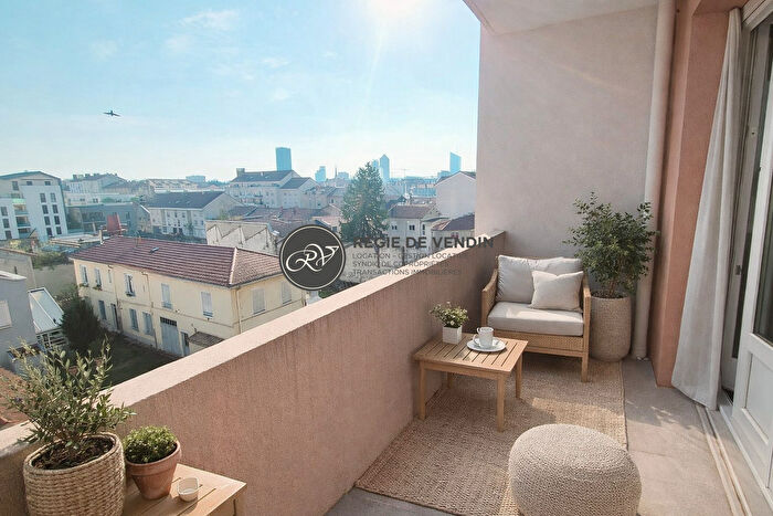 Appartement à vendre - Villeurbanne, République, Tolstoi - 2 pièces - 1 chambre