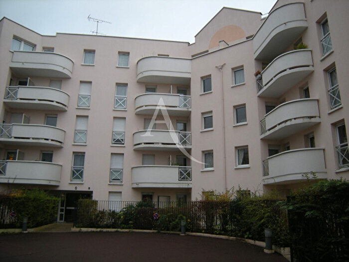 Appartement à vendre - Montgeron, Centre-ville, Gare - 1 pièce
