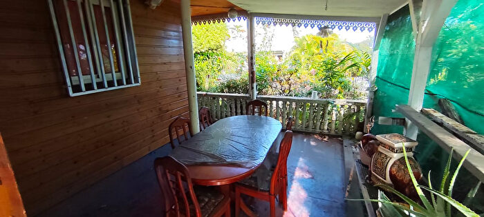 Saint-Pierre, Mont Vert les Bas : Maison 4 pièces à vendre
