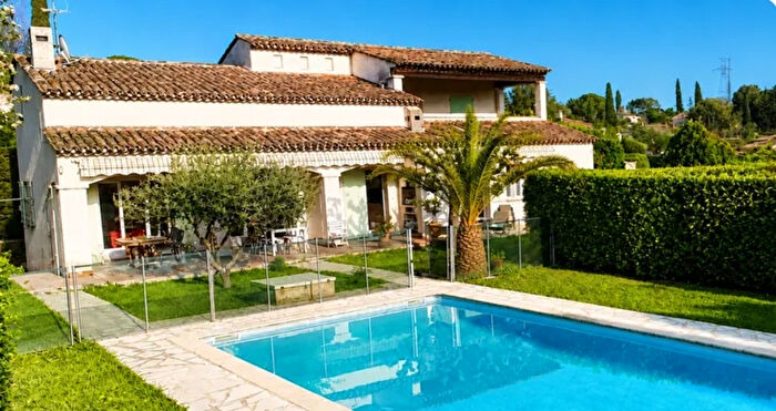 Maison 6 pièces à Peymeinade, à vendre