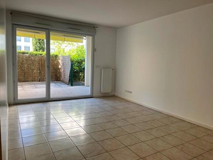 Appartement à louer - Villeurbanne, Les Poulettes - 3 pièces - 2 chambres