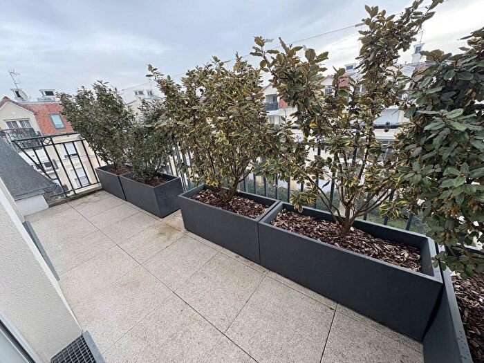 Appartement à louer - Villepreux - 4 pièces - 3 chambres