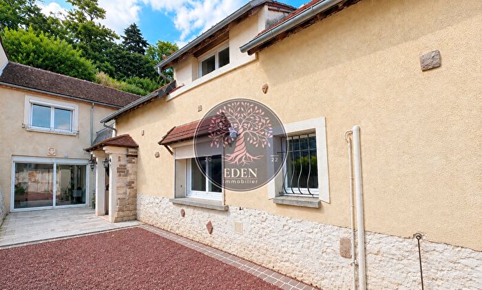 Dreux, Sainte-Eve : Maison 5 pièces à vendre