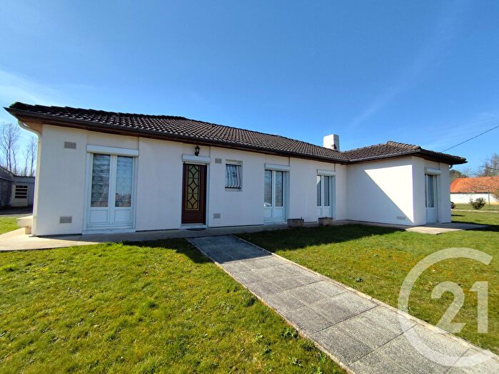 Maison à vendre - Montgivray - 6 pièces - 3 chambres