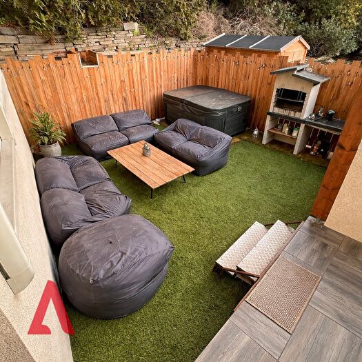 Appartement à vendre - Saint-Thibéry - 3 pièces - 2 chambres