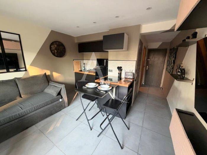 Collettes Bréguières-Sud, Cagnes-sur-Mer : Appartement 1 pièce à louer