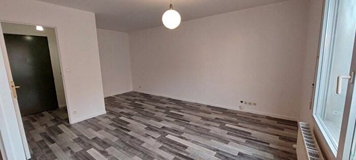 Appartement à louer - Centre Urbain-Coquibus, Évry-Courcouronnes - 1 pièce