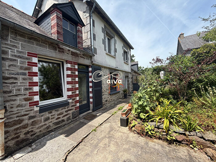 Maison 5 pièces à vendre - Saint-Pierre-de-Plesguen