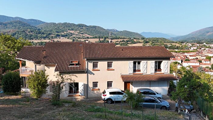 Maison 6 pièces à Saint-Girons, à vendre