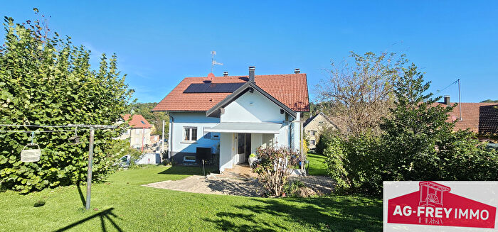 Maison à vendre - Muespach - 6 pièces - 4 chambres