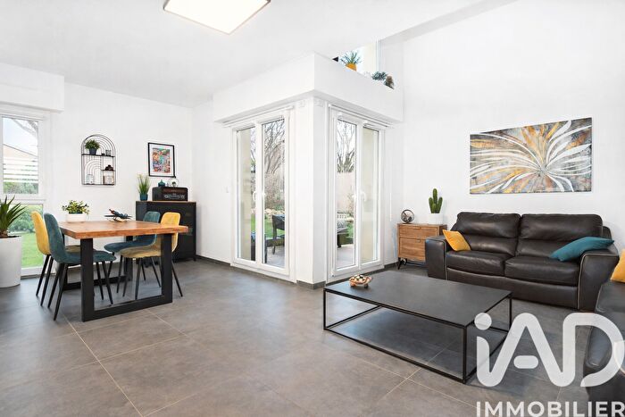 Maison à vendre - Thionville, Guentrange - 5 pièces - 4 chambres