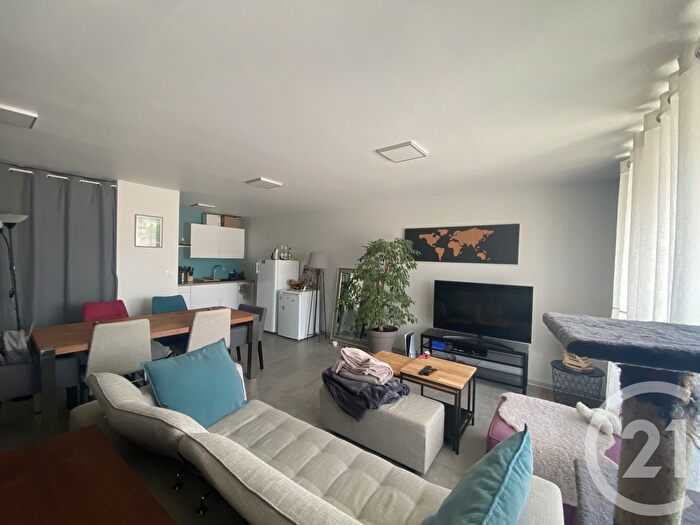 Appartement à vendre - Étupes - 3 pièces - 2 chambres