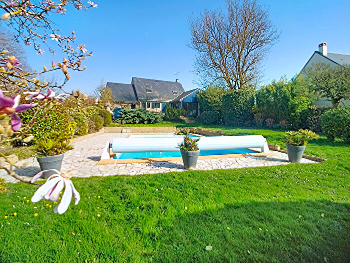 Maison à vendre - Denée - 6 pièces - 4 chambres