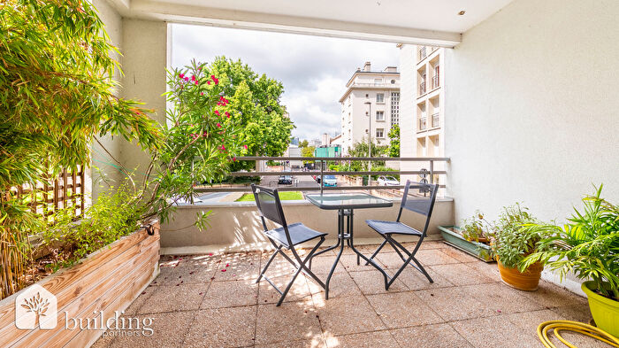 Appartement 5 pièces à vendre à Courbevoie, Hôtel de ville