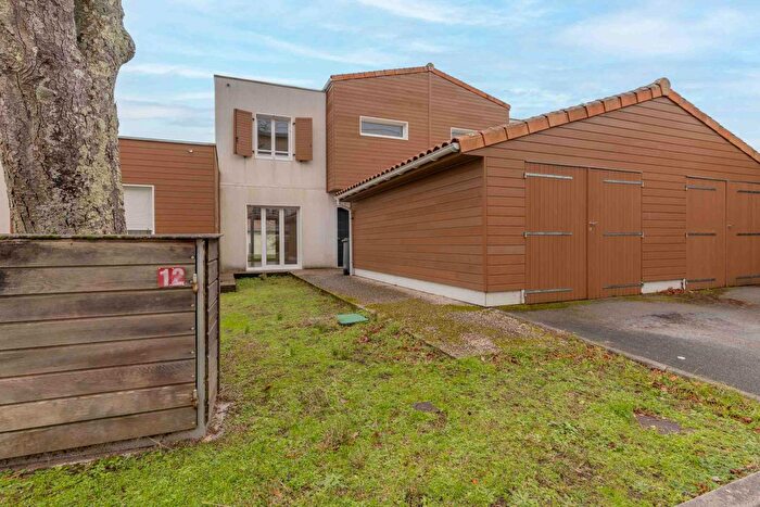 Maison 4 pièces à La Teste-de-Buch, Les Chênes Verts, Bordes, Clair-Bois, Pinède de Conteau, à vendre