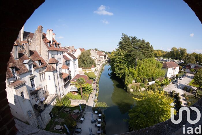 Appartement à vendre - Dole, Vieille ville, Petite Venise - 3 pièces - 2 chambres