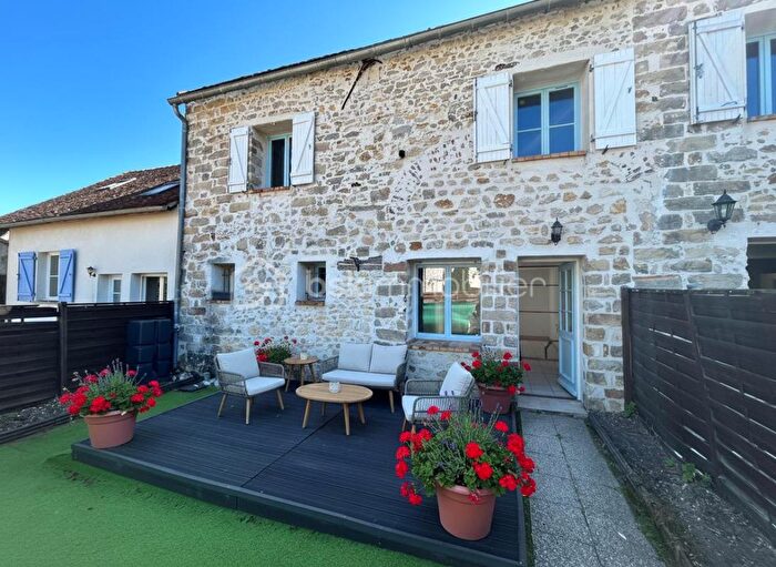 Montarlot - Appartement 5 pièces à vendre