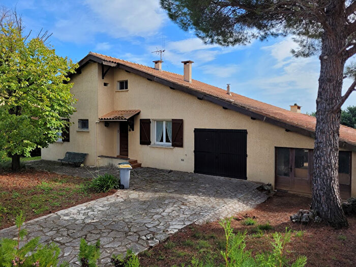 Maison à vendre - Puimisson - 5 pièces - 3 chambres