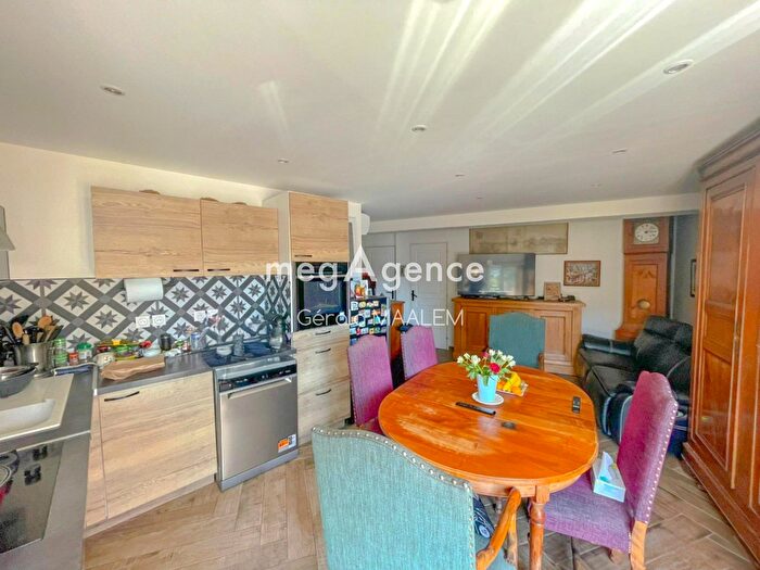 Appartement 3 pièces à vendre - Fréjus, Centre-ville