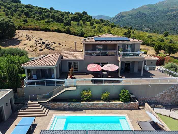 Maison 8 pièces à vendre à Biguglia