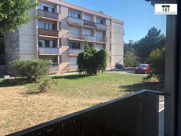 Appartement 1 pièce à Aix-en-Provence, Val Saint-André, à louer