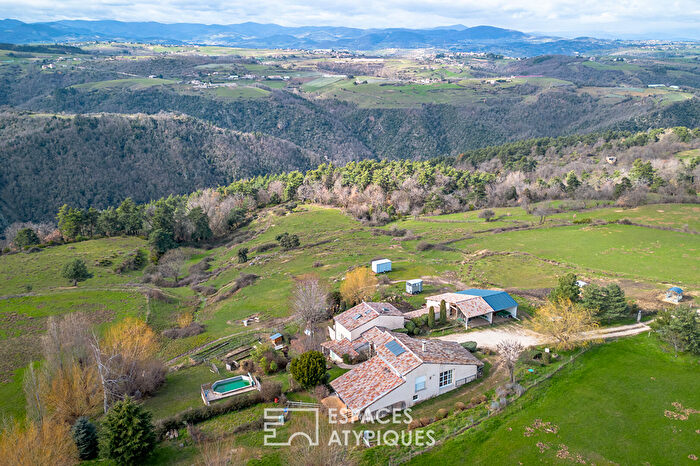 Maison à vendre - Plats - 9 pièces - 4 chambres