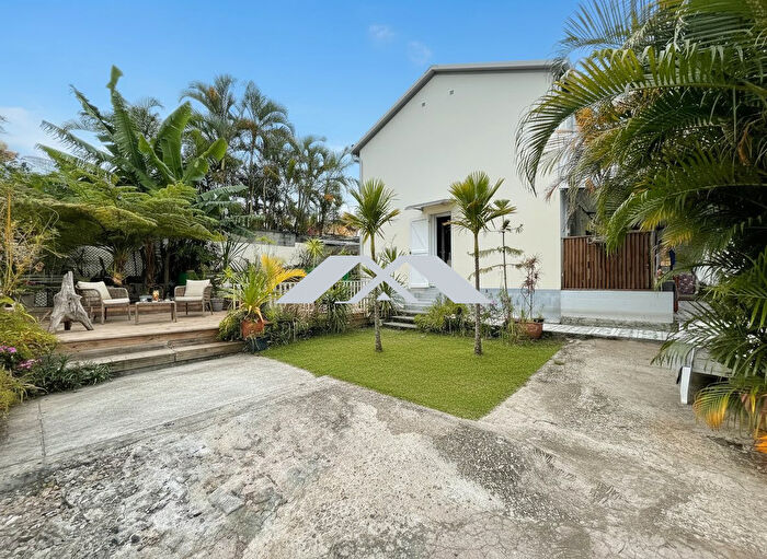 Maison à vendre - Saint-Pierre, Bois dOlive - 5 pièces - 4 chambres