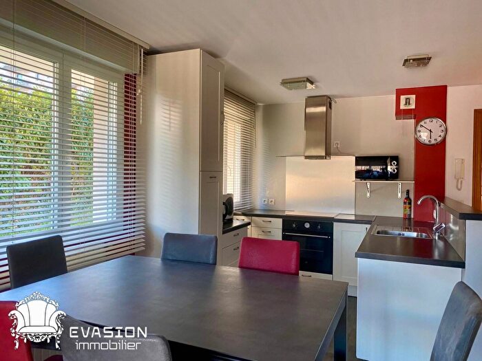 Appartement à louer - Sallanches - 3 pièces - 2 chambres