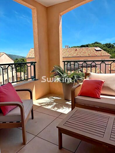 Grimaud : Appartement 4 pièces à vendre