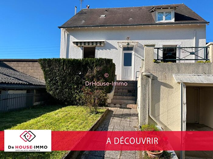 Maison à vendre - Châtellerault, Est - 5 pièces - 3 chambres