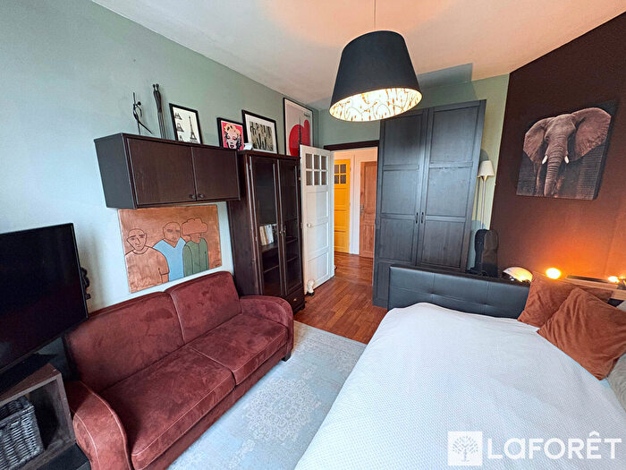 Asnières-sur-Seine, Gresillons, Voltaire : Appartement 2 pièces à vendre