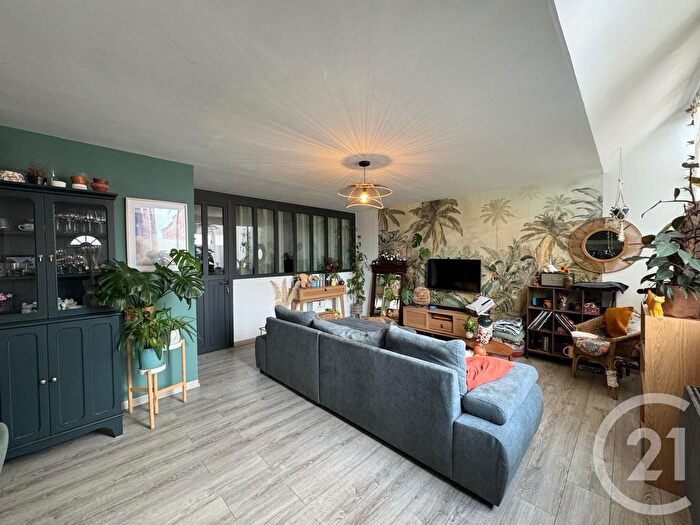 Appartement à louer - Ézy-sur-Eure - 3 pièces - 2 chambres