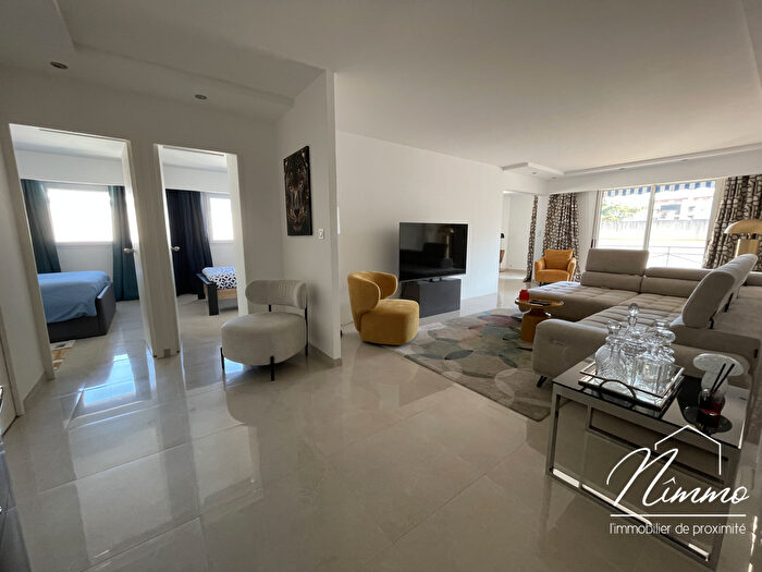 Appartement à vendre - Nîmes, Jean Jaurès - 4 pièces - 2 chambres