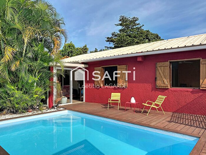 Maison à vendre - Le Tampon, Terrain Fleury, La Pointe - 5 pièces - 3 chambres