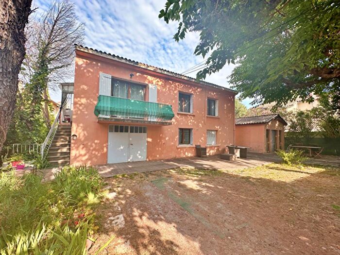 Maison à vendre - Avignon, Monclar - 6 pièces - 5 chambres