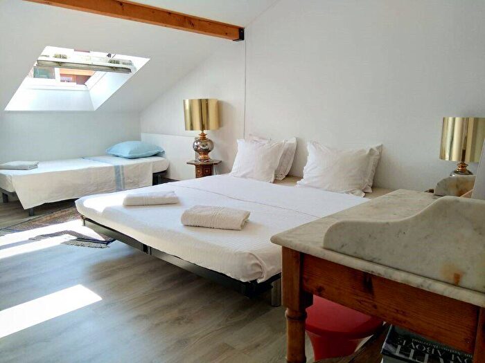 Appartement à louer - Plaine et Chatelet, Gaillard - 1 pièce