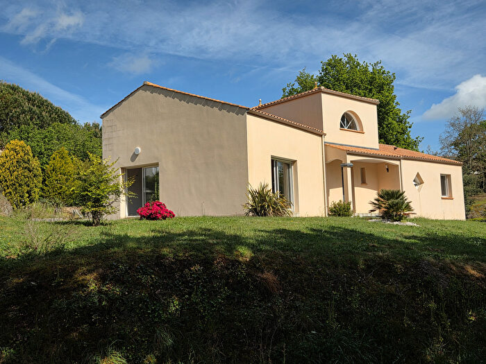 Maison 6 pièces à vendre à Le Girouard