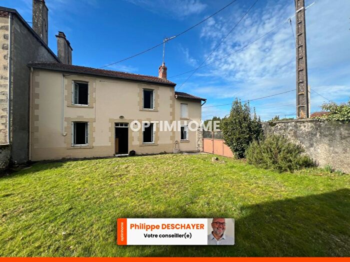 Dompierre-les-Églises : Maison 4 pièces à vendre