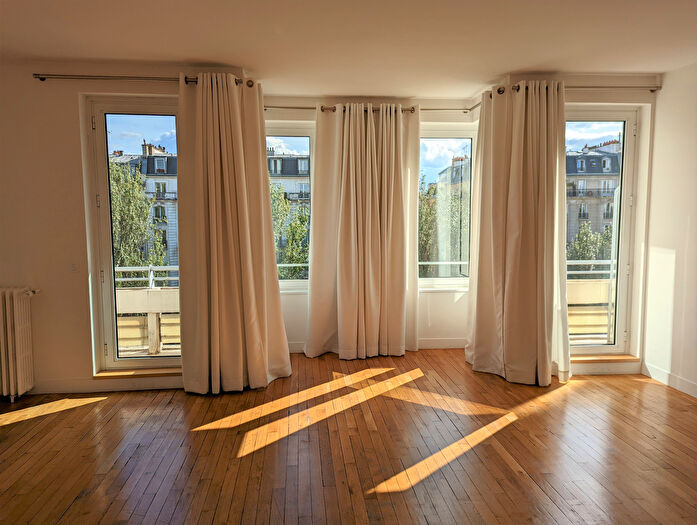 Appartement 3 pièces à Paris 16ème, Porte de Saint-Cloud, Auteuil-Sud, à louer