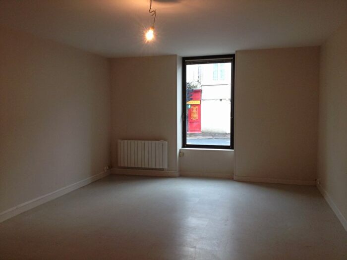 Bretteville-sur-Odon : Appartement 1 pièce à louer