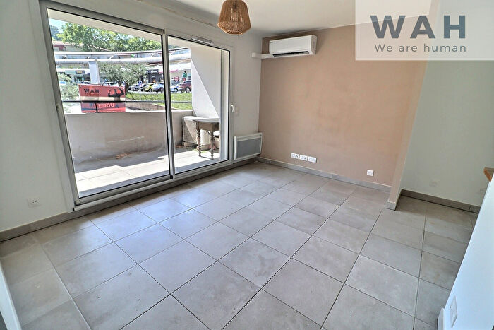 Appartement 2 pièces à Clermont-lHérault, à vendre