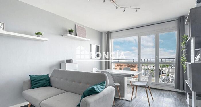 Appartement à vendre - Caen, Sainte-Thérèse, Demi-Lune - 4 pièces - 3 chambres