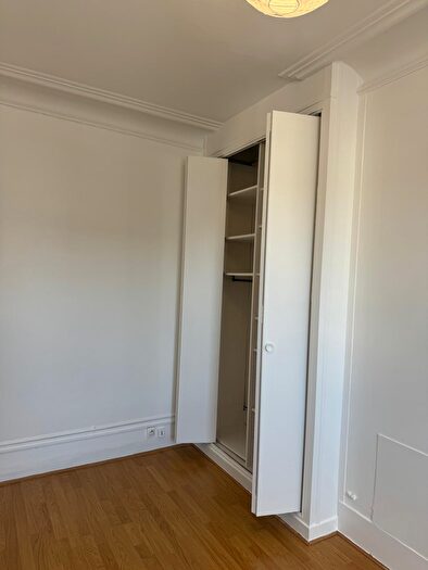 Appartement 1 pièce à Levallois-Perret, Front de Paris, à louer