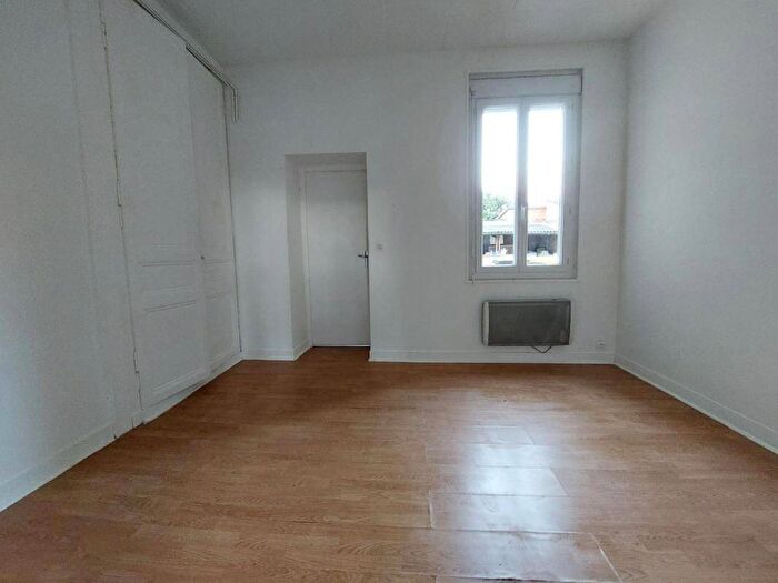 Appartement à louer - Cavees Est, Caudebec-lès-Elbeuf - 2 pièces - 1 chambre
