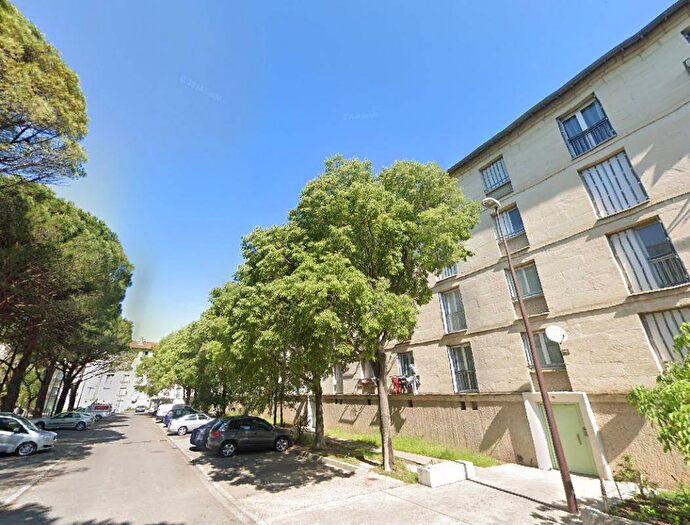 Appartement à louer - Clos de lEpi-Neuf Peyres, Avignon - 3 pièces