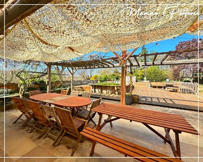 Maison à vendre - Jegun - 7 pièces - 5 chambres